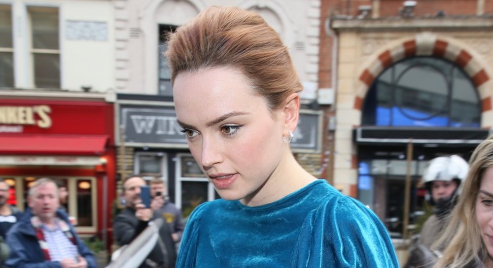 Daisy Ridley and her Strawberry blonde hair - Fantha Tracks